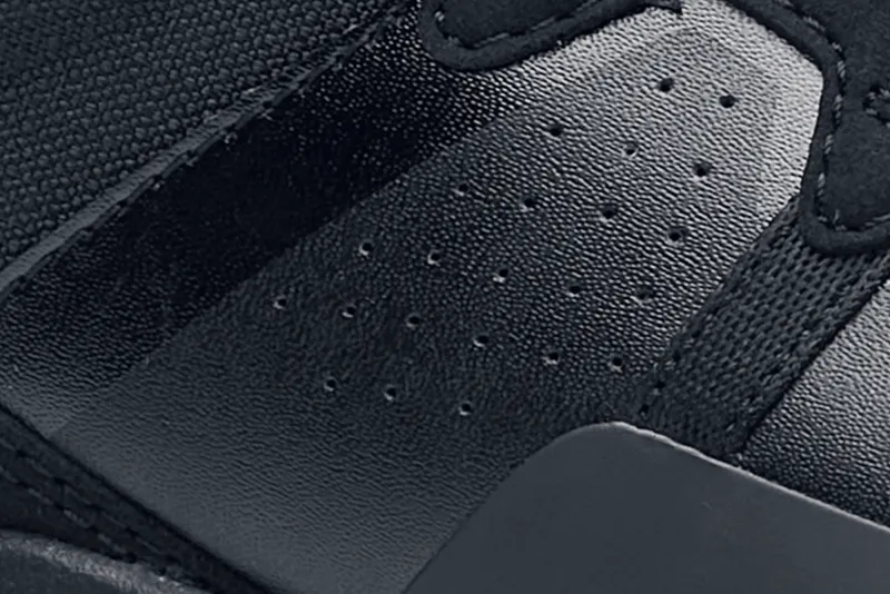 Springer Leather Highly Cushioned Men's Black Non-Slip Shoes