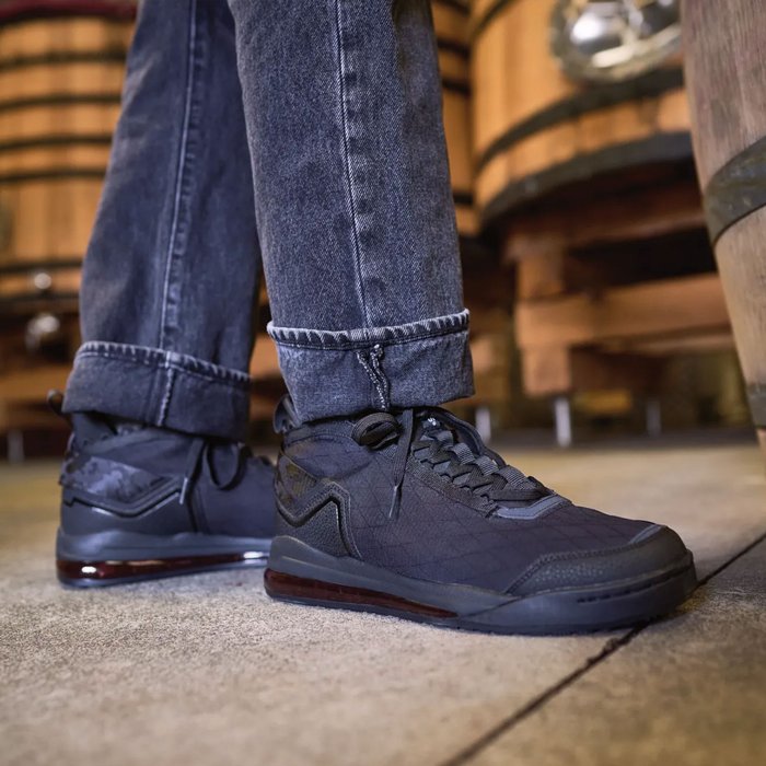 Shoes For Crews® Tigon II-Black Non-Slip Work High-Top Sneaker CA